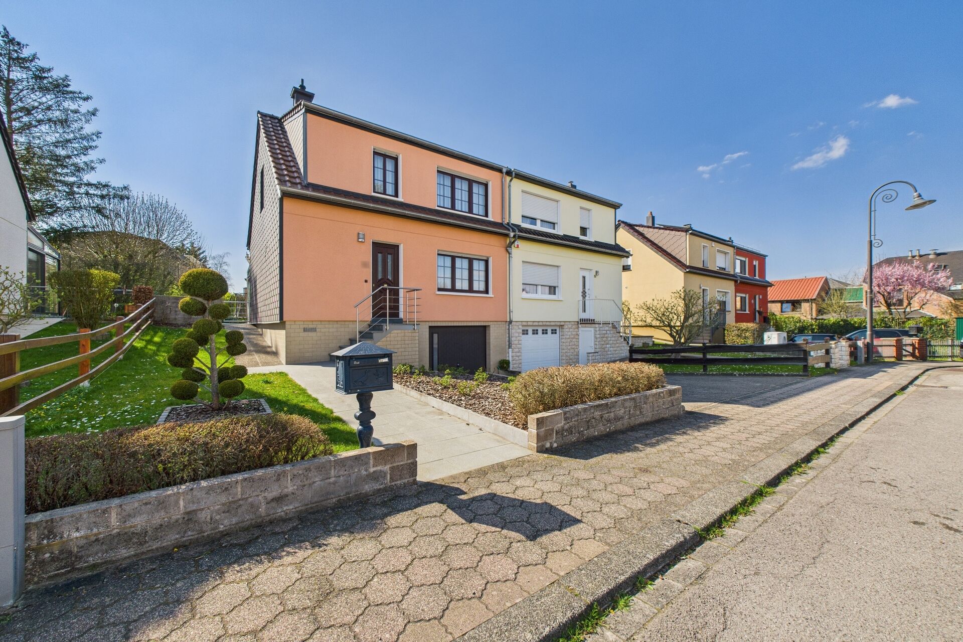 House in Bertrange - Nexvia